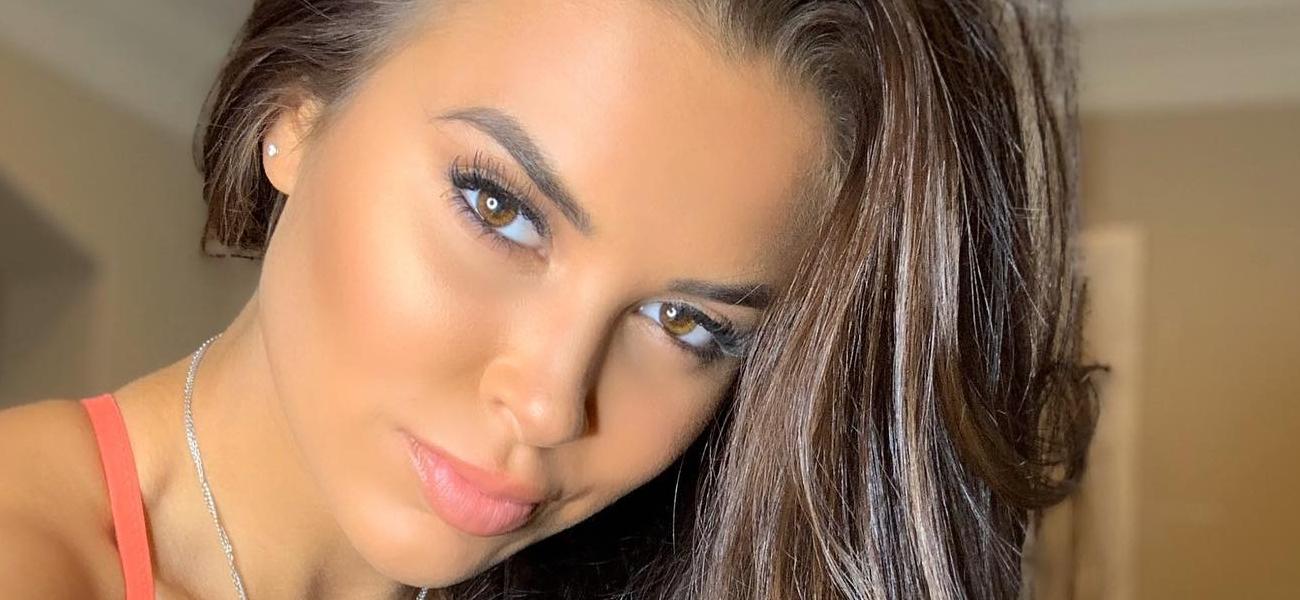 Rachel Bush: Simply Stunning In Summer